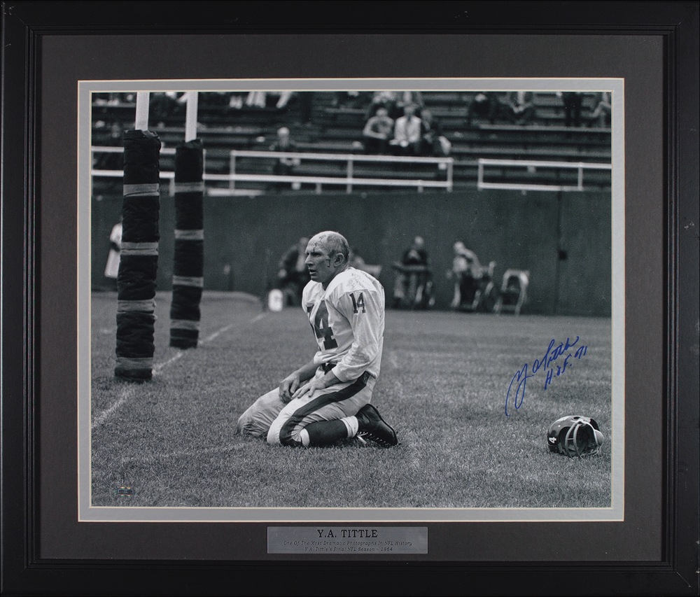 Y. A. Tittle Signed Photograph | RR Auction