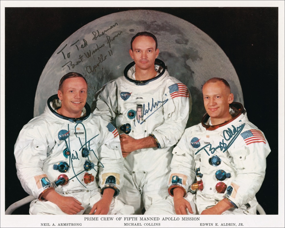 Apollo 11: Superb Apollo 11 crew portrait | RR Auction