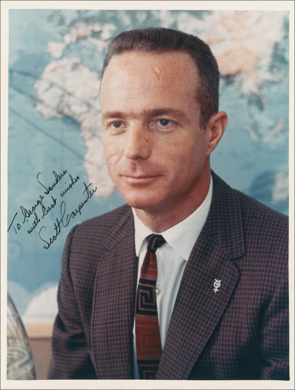 Scott Carpenter: Carpenter sends a photo in 1963 | RR Auction