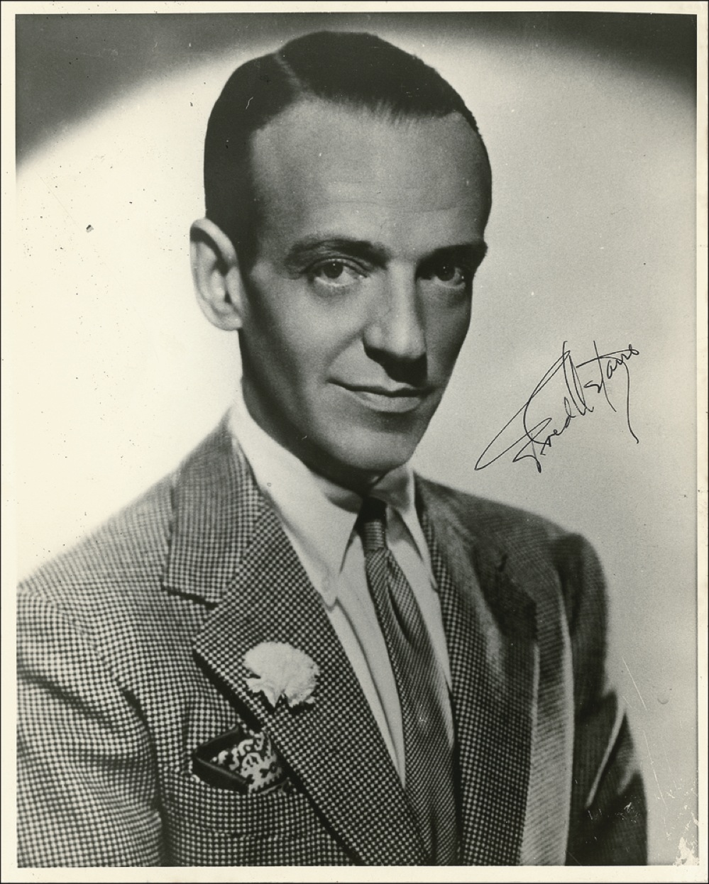 Fred Astaire Signed Photograph | RR Auction