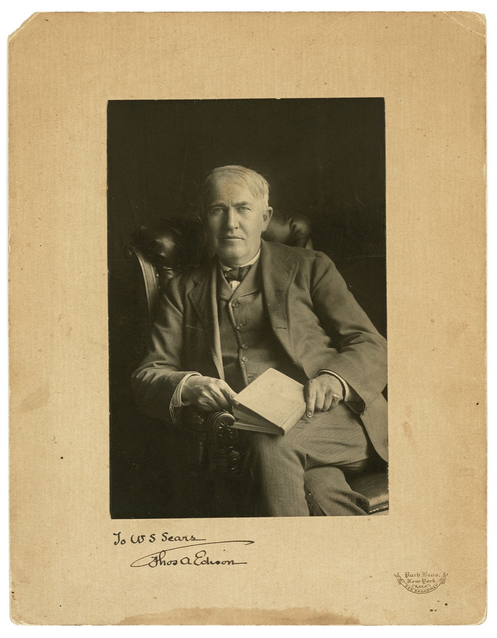 Thomas Edison: Superlative pose of the great inventor | RR Auction