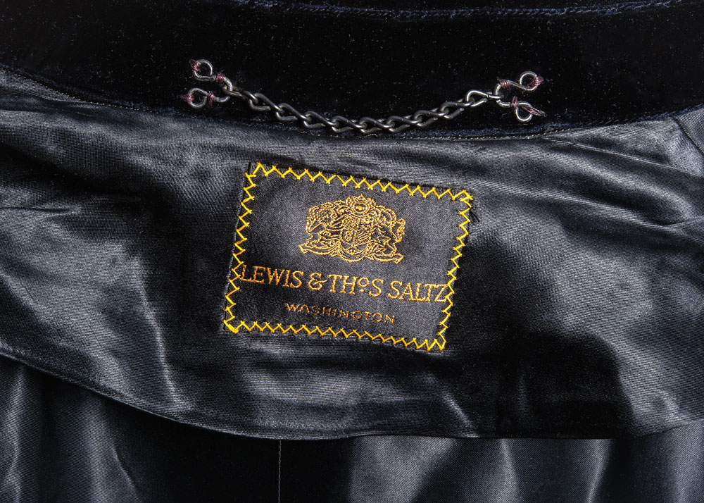 Franklin D. Roosevelt’s Wool Cape | RR Auction