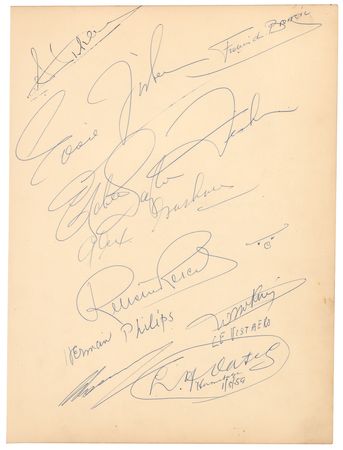 Elizabeth Taylor Signature | RR Auction