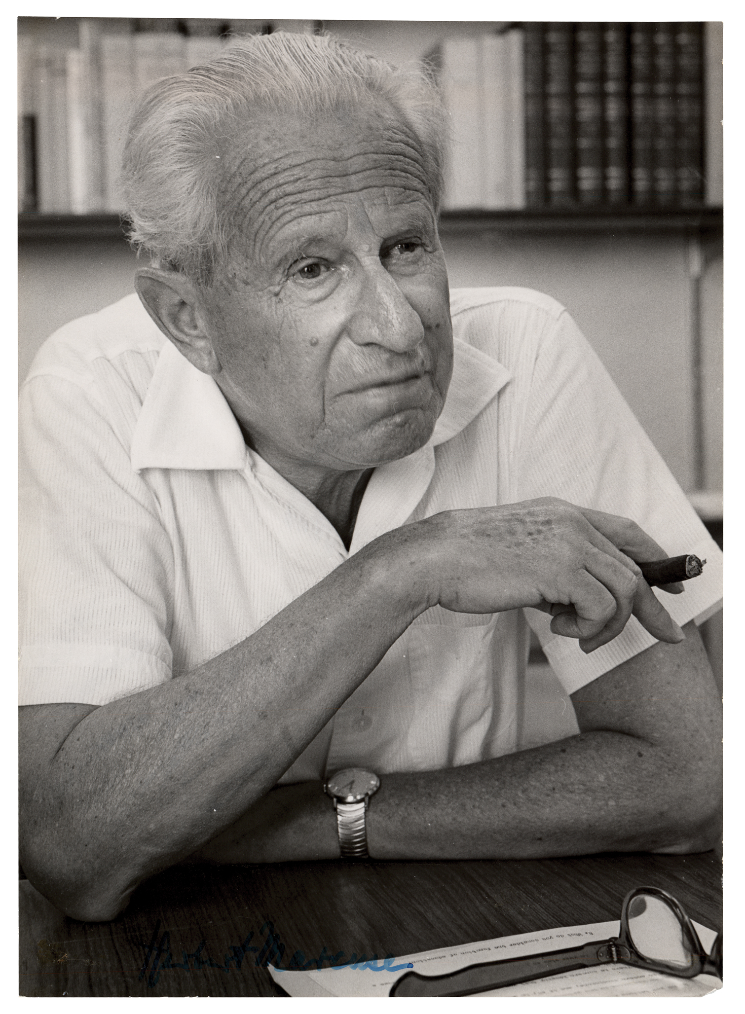 Herbert Marcuse Signed Photograph | RR Auction