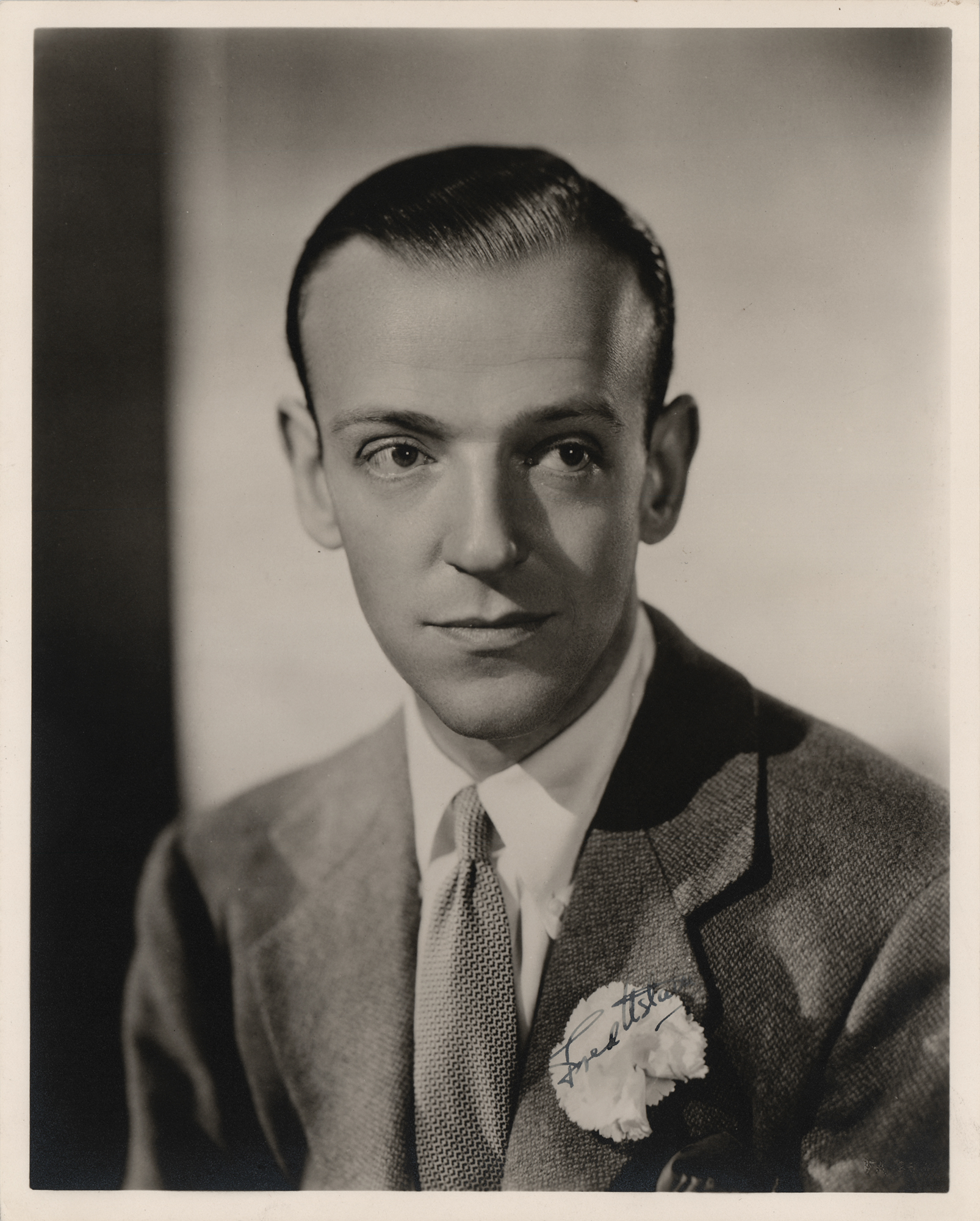 Fred Astaire Signed Photograph | RR Auction