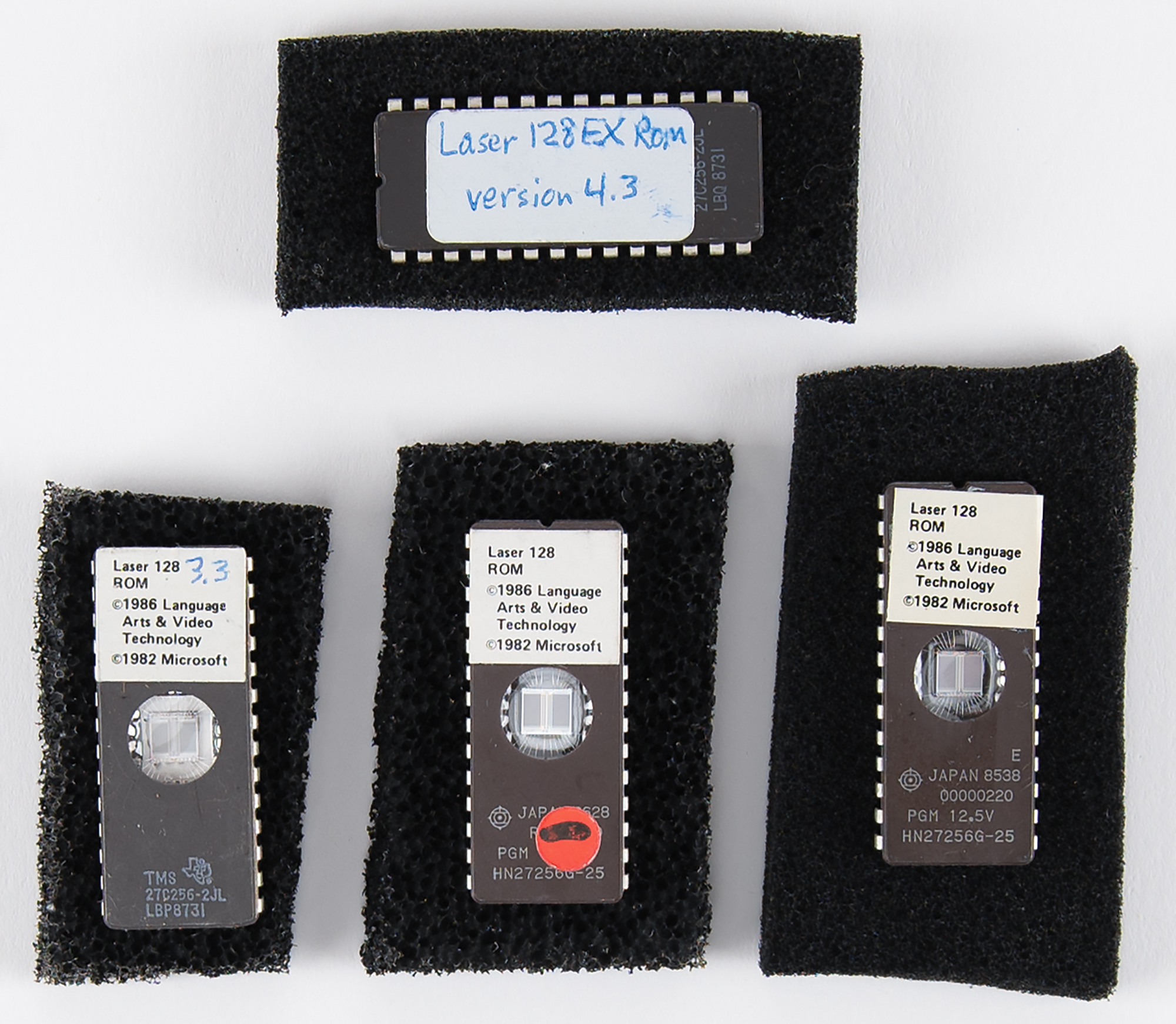 Laser 128 Computer (Apple IIc Clone) | RR Auction