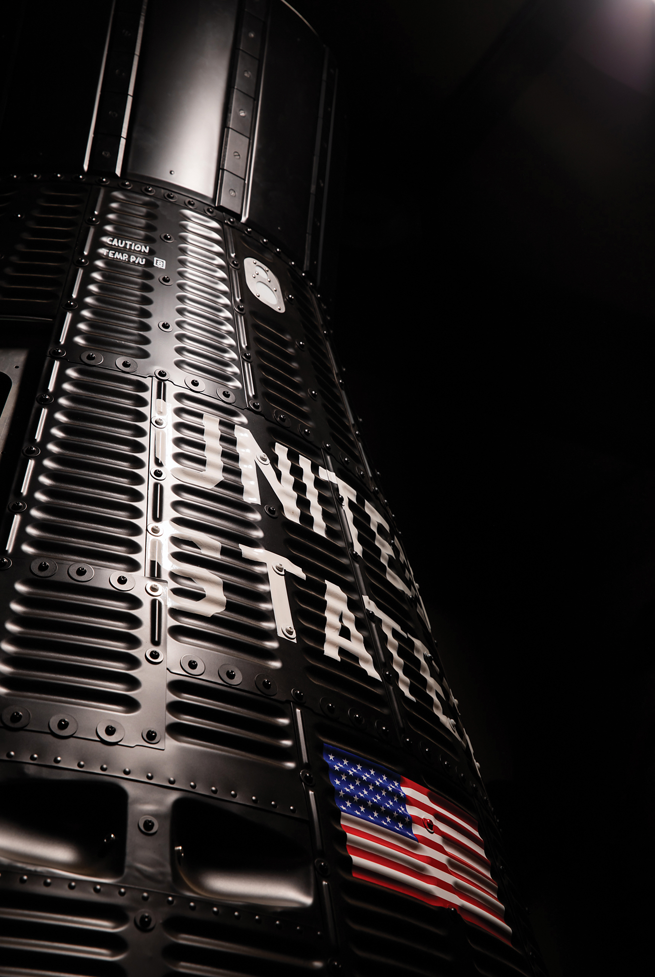 Full-Scale Mercury Friendship 7 Space Capsule Replica | RR Auction