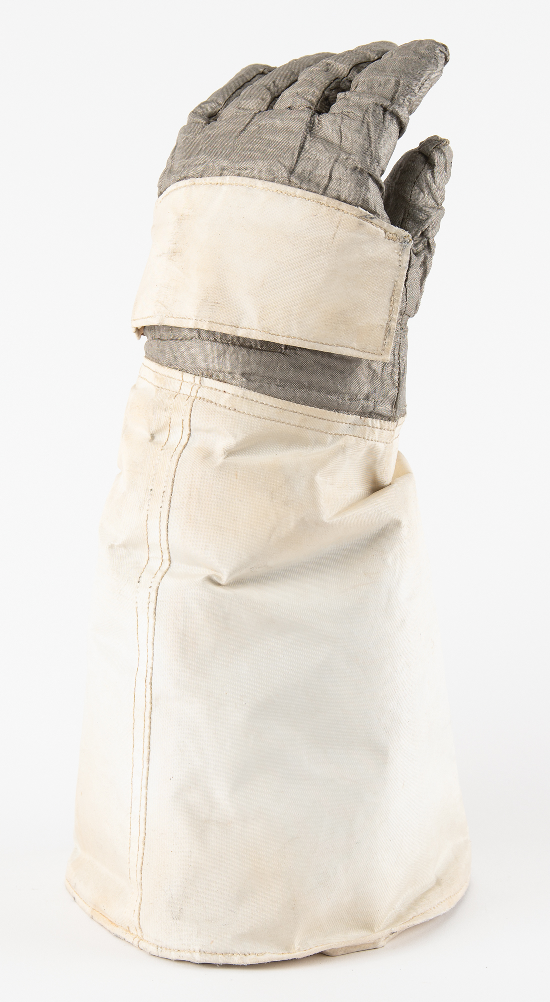 Apollo A7L Space Suit Glove | RR Auction