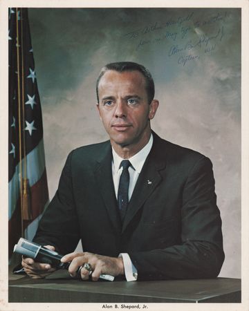 Alan Shepard Signed Photograph | RR Auction