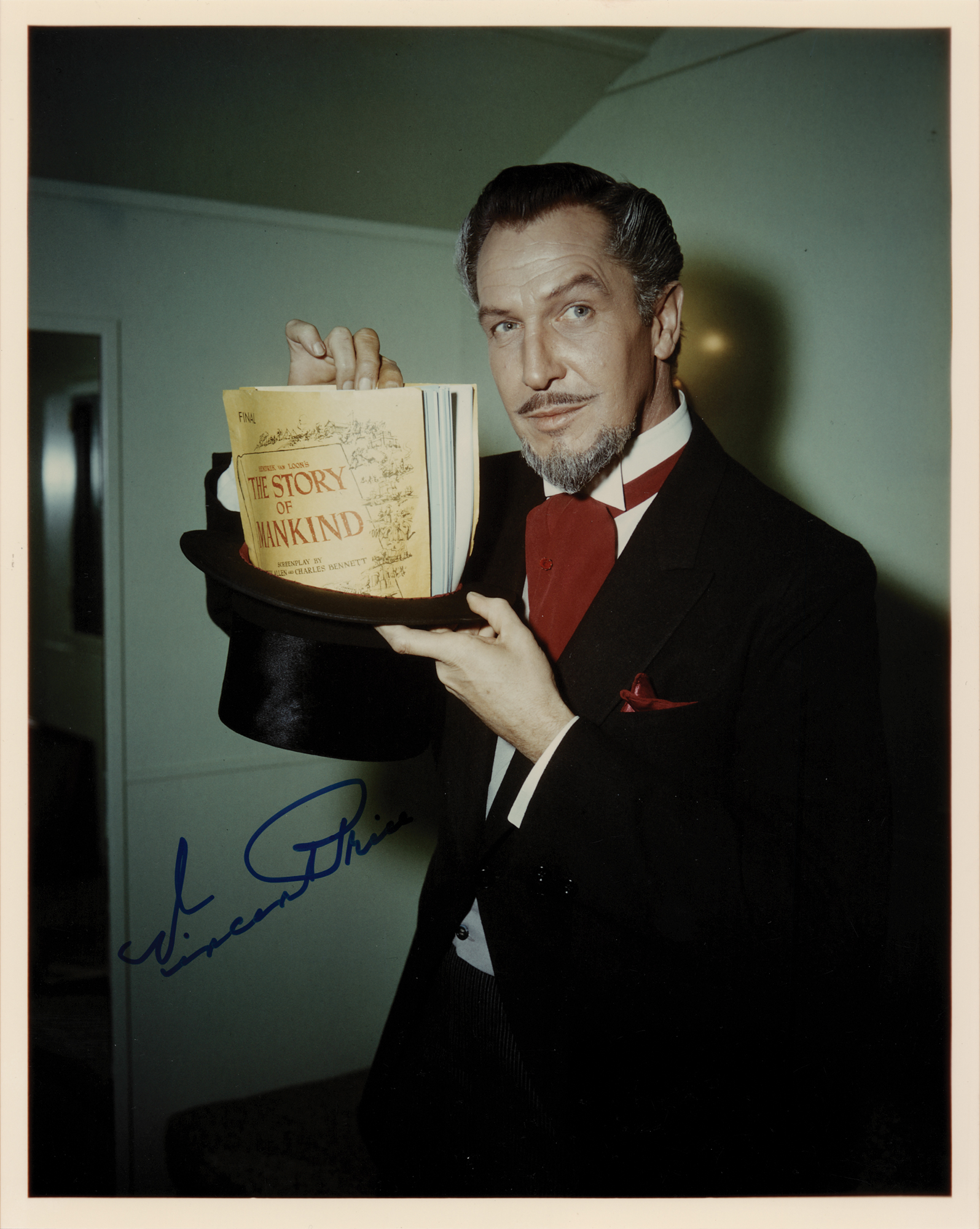 Vincent Price Signed Photograph | RR Auction