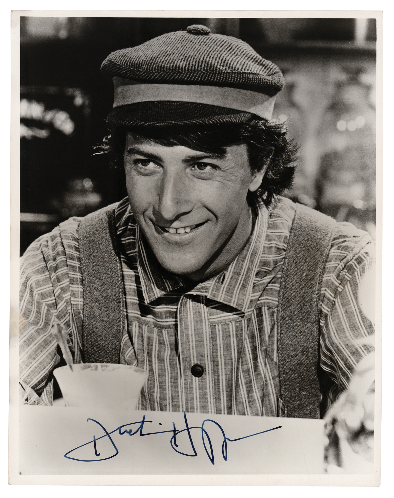 Dustin Hoffman Signed Photograph | RR Auction