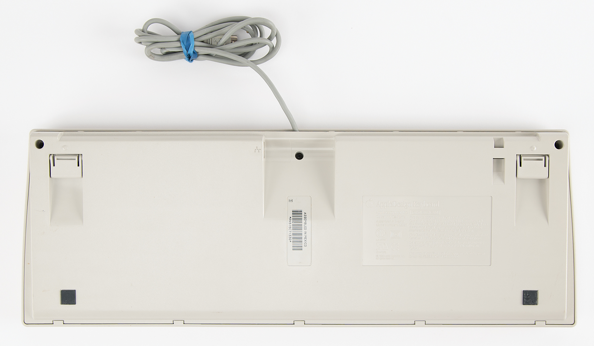 Apple Macintosh SE Signed by Dan Kottke | RR Auction