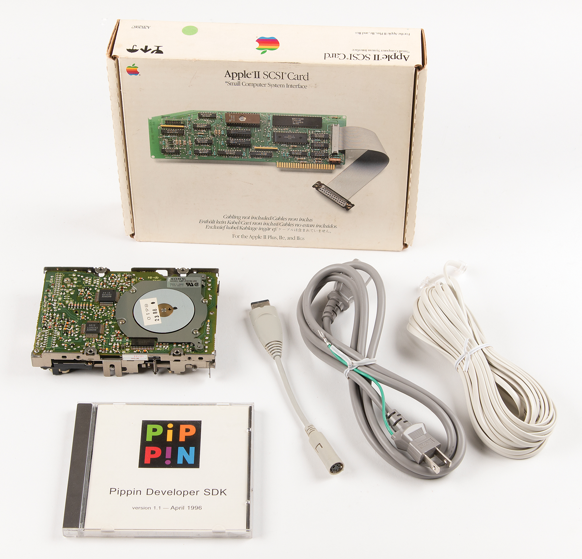 Apple/Bandi Pippin Developer's Prototype with Docking Station | RR