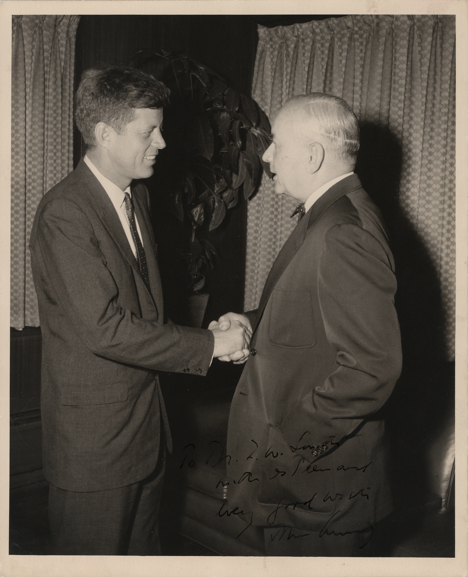John F. Kennedy Signed Photograph | RR Auction