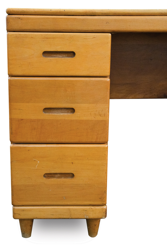 Steve Jobs Bedroom Desk from the 'Apple Garage' Property | RR Auction